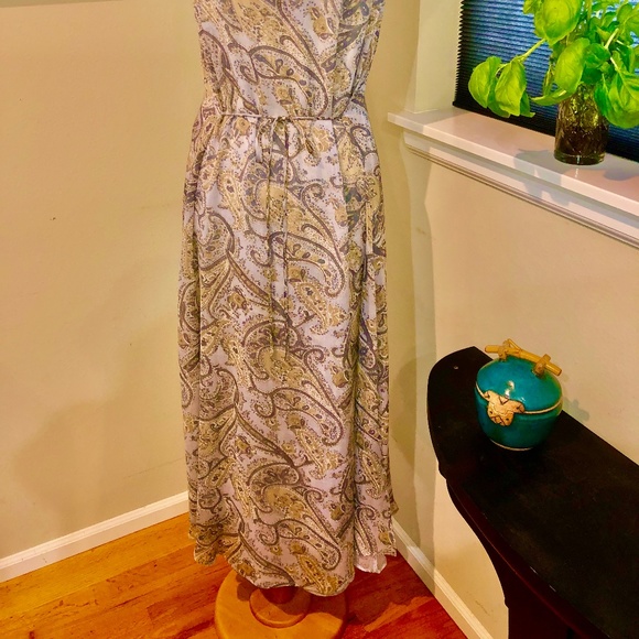 Karavan | Dresses | Reversible Karavan Soft Gray Paisley Chiffon Maxi ...